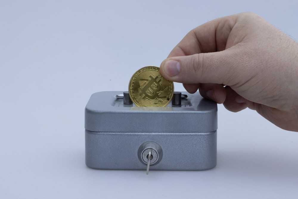 BEST Crypto Hardware Wallets of 2025: Compare The Top 7 Crypto Wallets